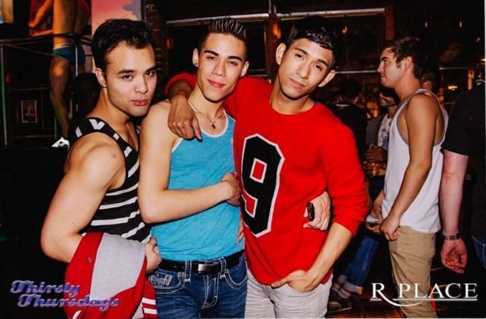 R Place Seattle - Gay Bars Guide│misterb&b